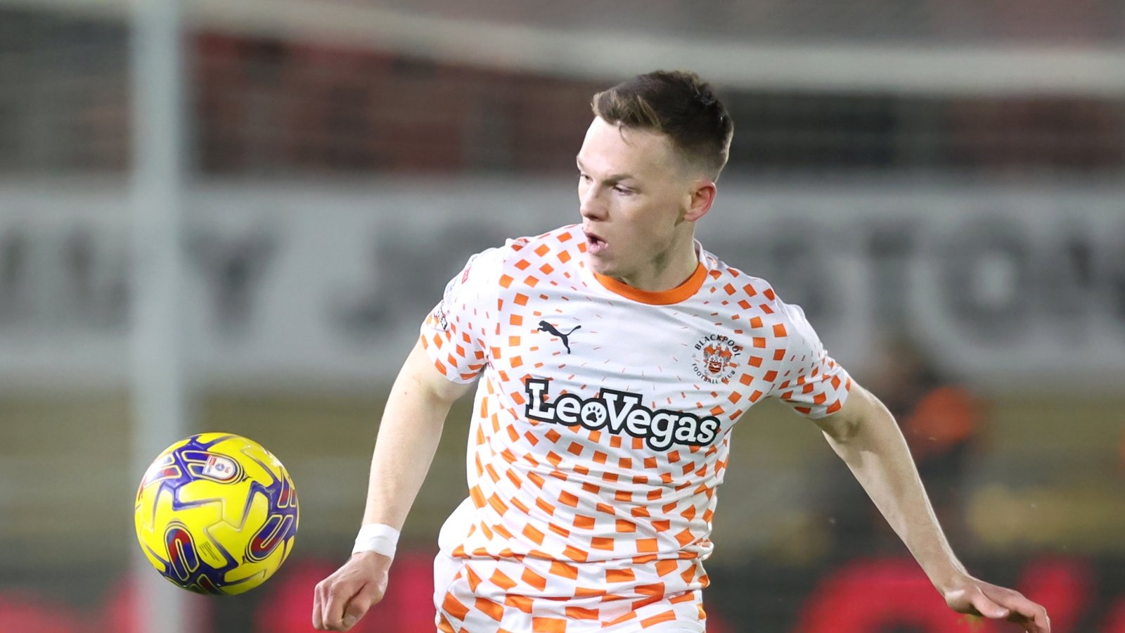 Lyons set for lengthy spell out after ACL injury