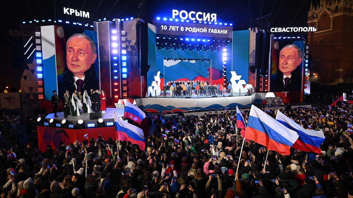 Putin addresses Red Square crowd after election win blasted by West ...