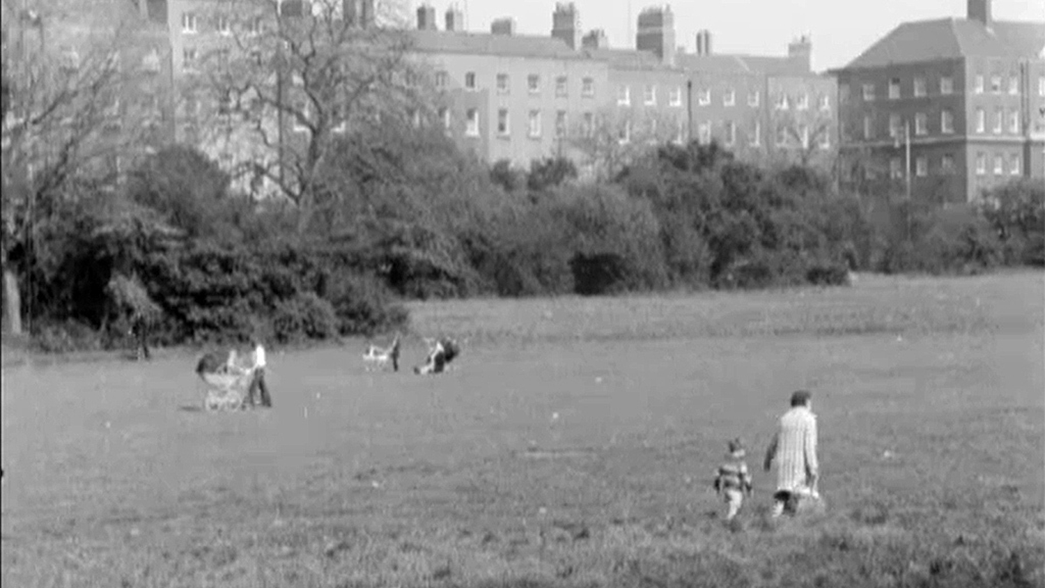 RTÉ Archives | Environment | Merrion Square Park