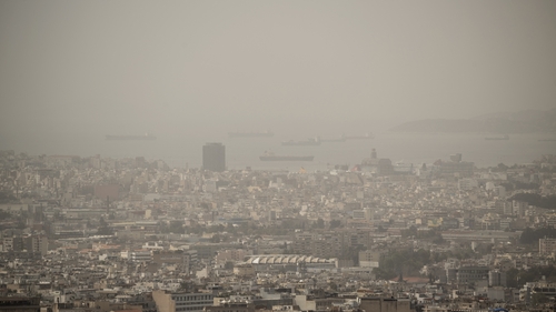 Athens chokes in clouds of Sahara dust