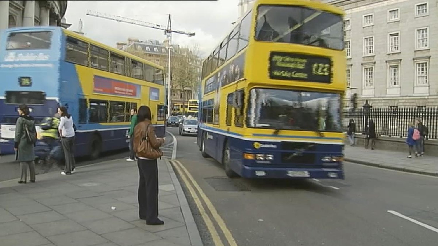 RTÉ Archives | Environment | Bus Gate For College Green