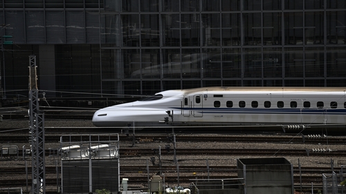 Snake on a train delays Japanese bullet service