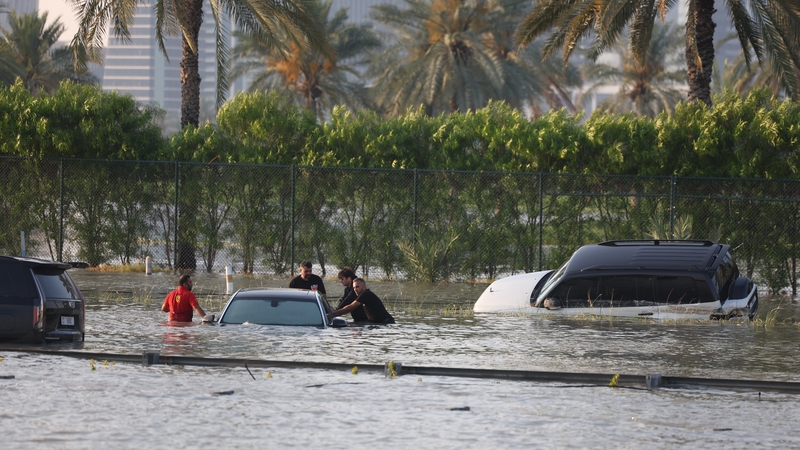 What caused the storm that brought Dubai to a standstill?