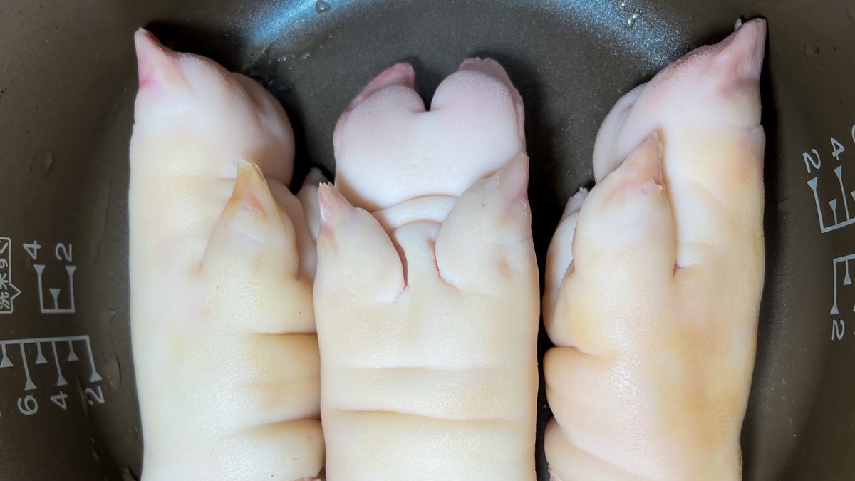 Drisheen, Crubeens & Lamb's Tails | Liveline - RTÉ Radio 1