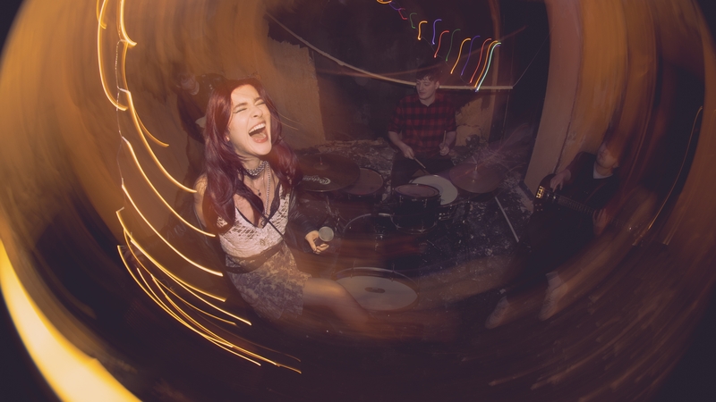 Behind the music - Green Gurl