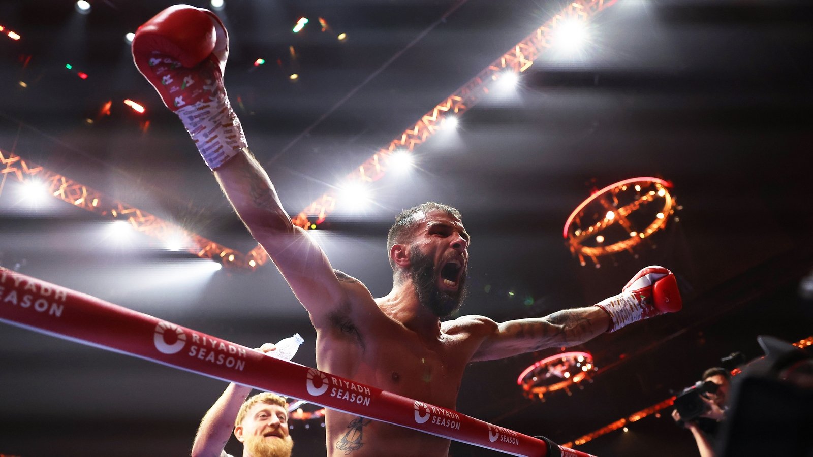 Belfast's Cacace claims stunning world title win