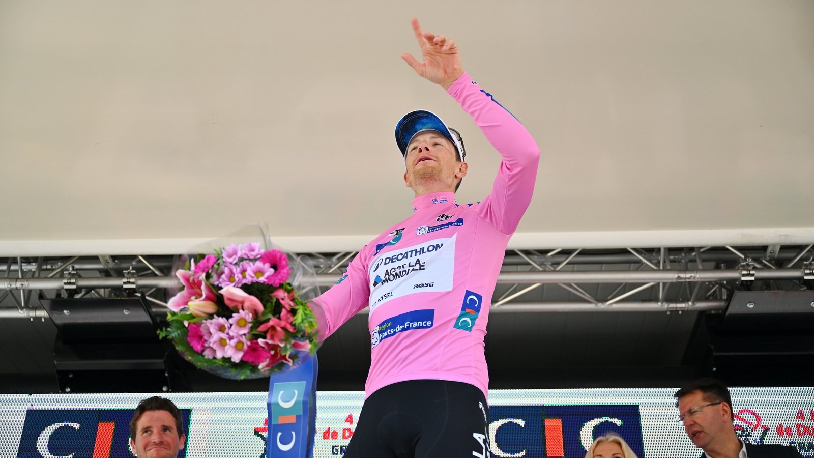 Bennett wins final stage to seal overall victory