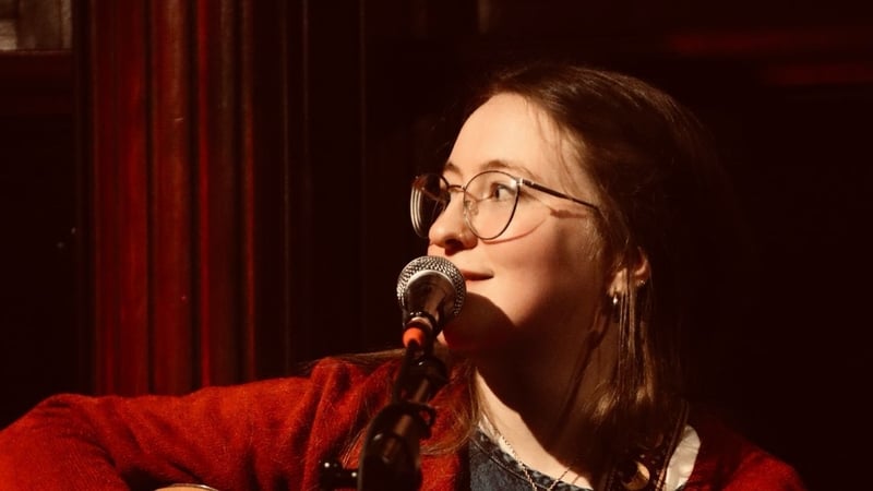 Behind the music - Just Alice