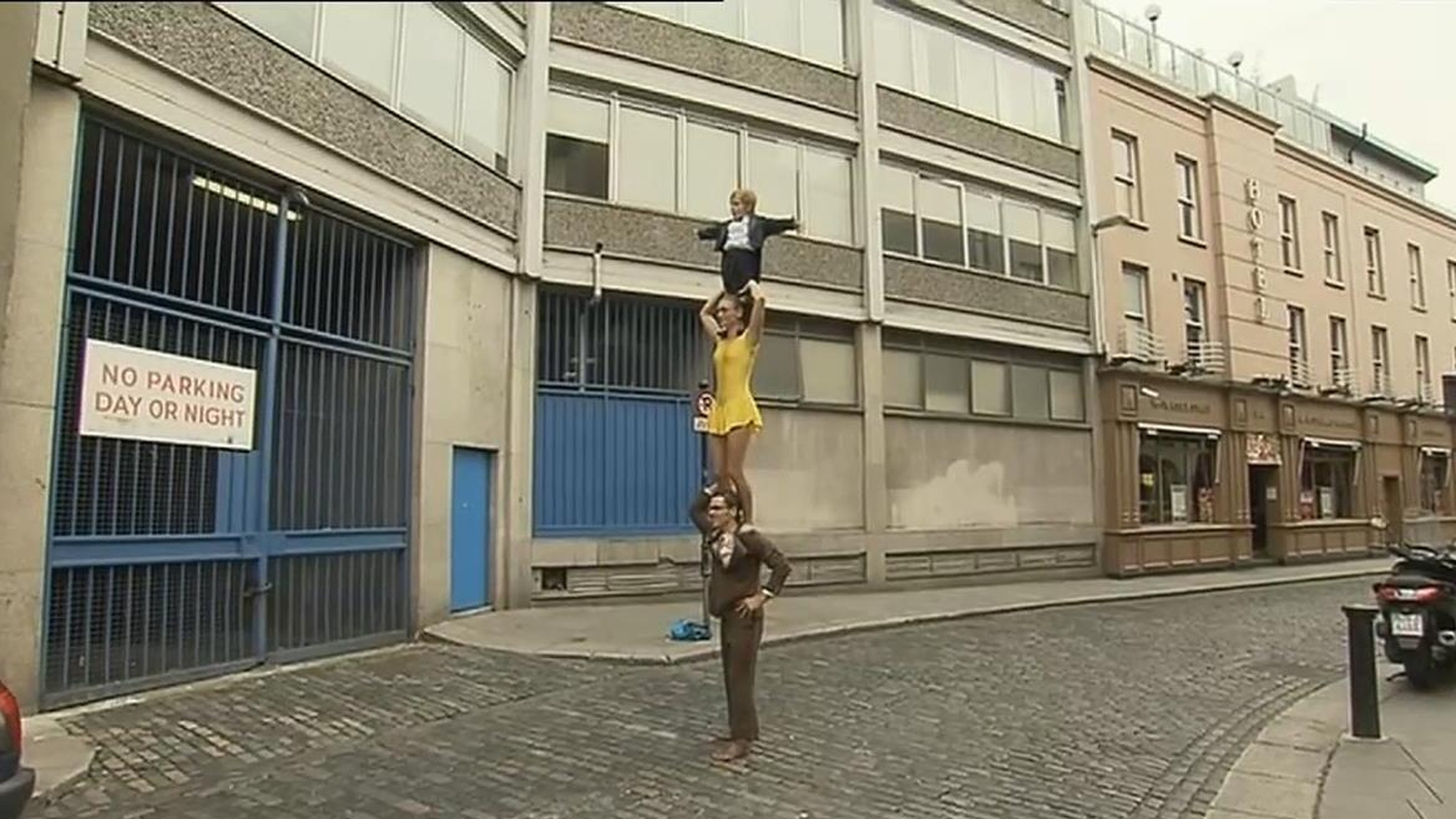 RTÉ Archives | Arts and Culture | Temple Bar Circus