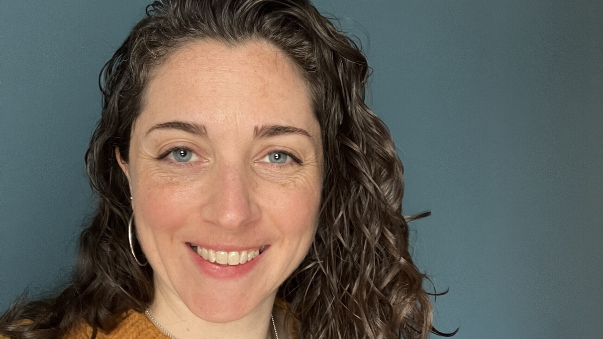 A Street in Belfast, by Emily Byers-Ferrian | Sunday Miscellany - RTÉ ...