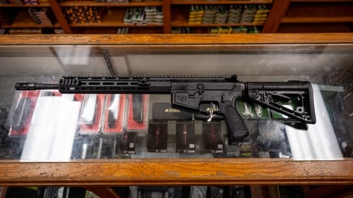 Why is the AR-15 one of the most popular guns in the US?