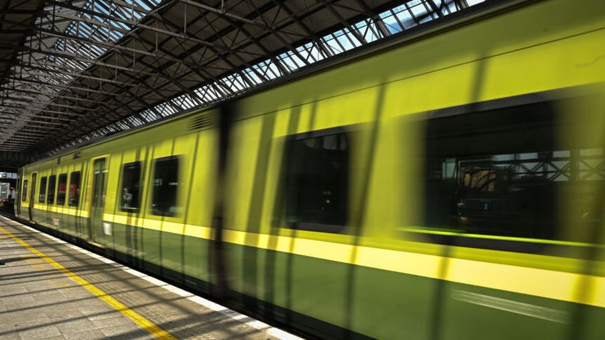 Diamond on a train | The Ray D'Arcy Show - RTÉ Radio 1