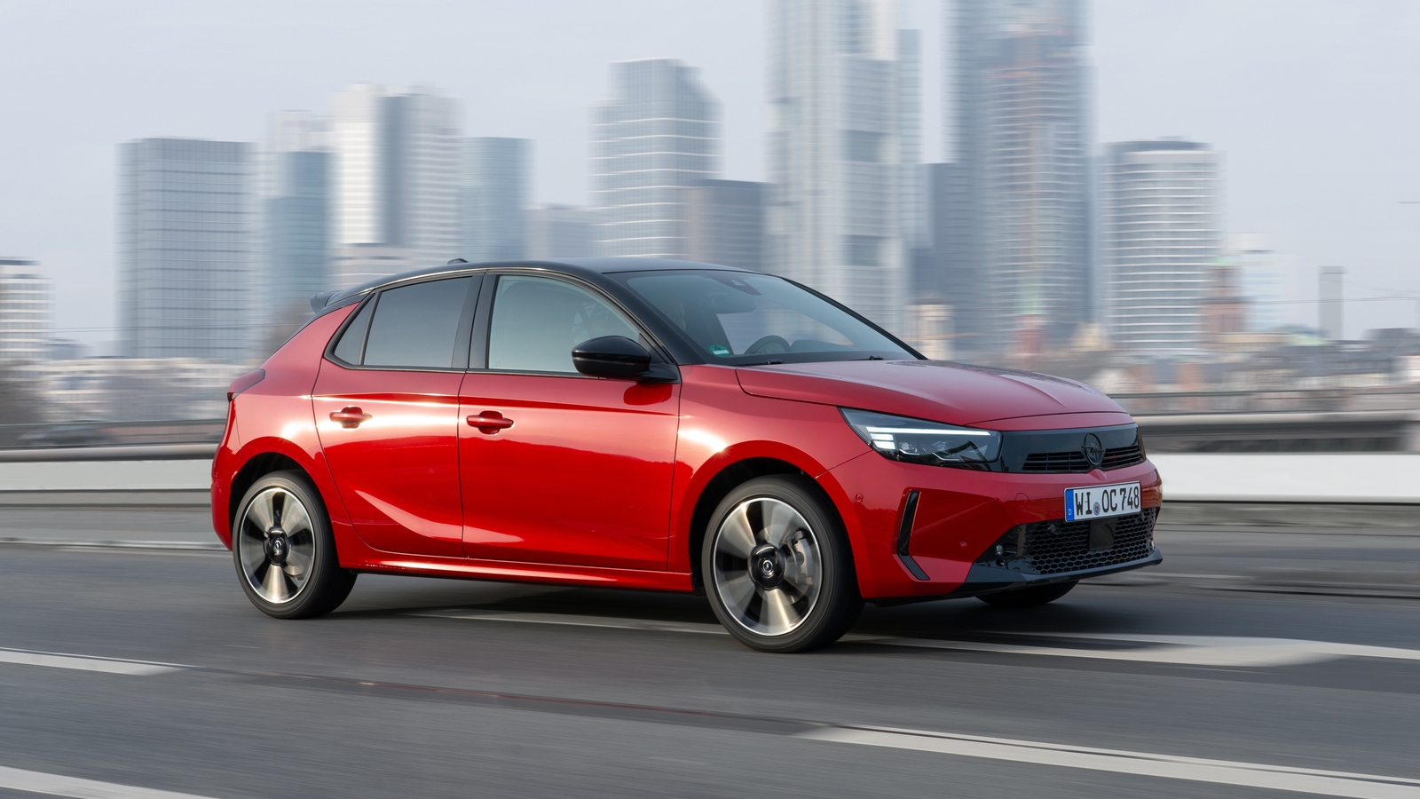Opel introduces hybrid technology across its range
