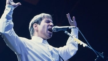 Video | In Restless Dreams: The Music of Paul Simon | RTÉ
