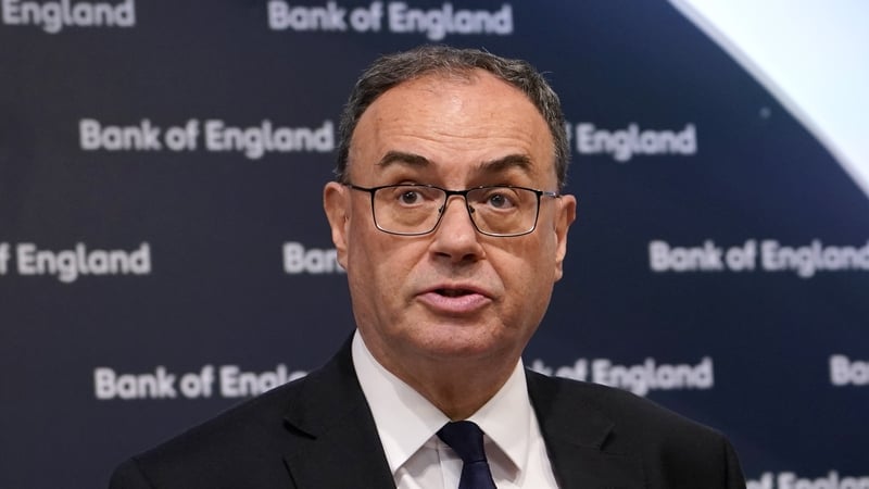 Bank of England sticks to 'gradual' script for rate cuts