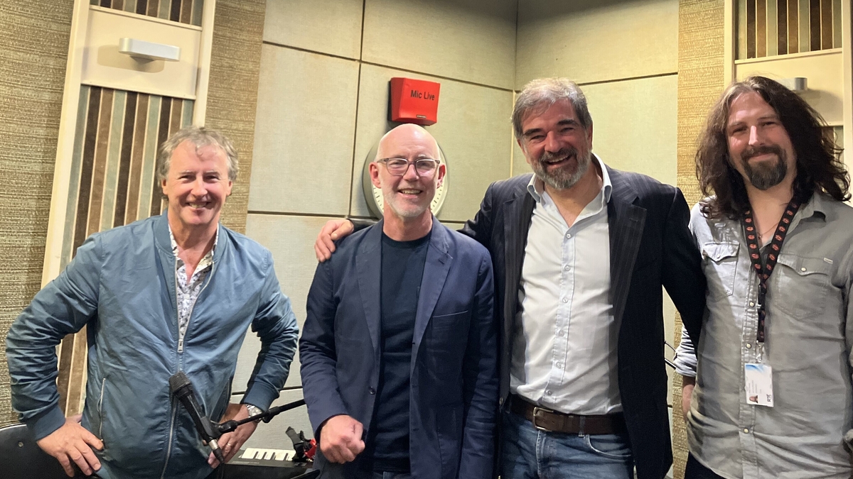 Live music with Tom Dunne, Alan Connor and Fiachna O’Braonáin | The Ray ...