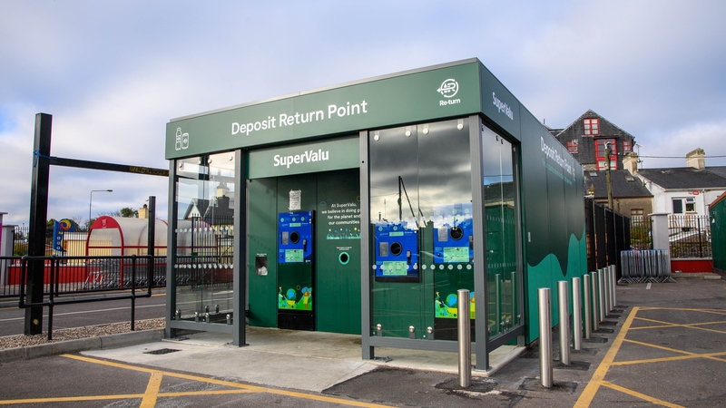 125m containers returned at SuperValu, Centra DRS points