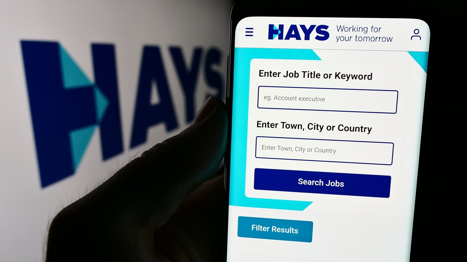 Hays warns of tough hiring market, forecasts profit drop