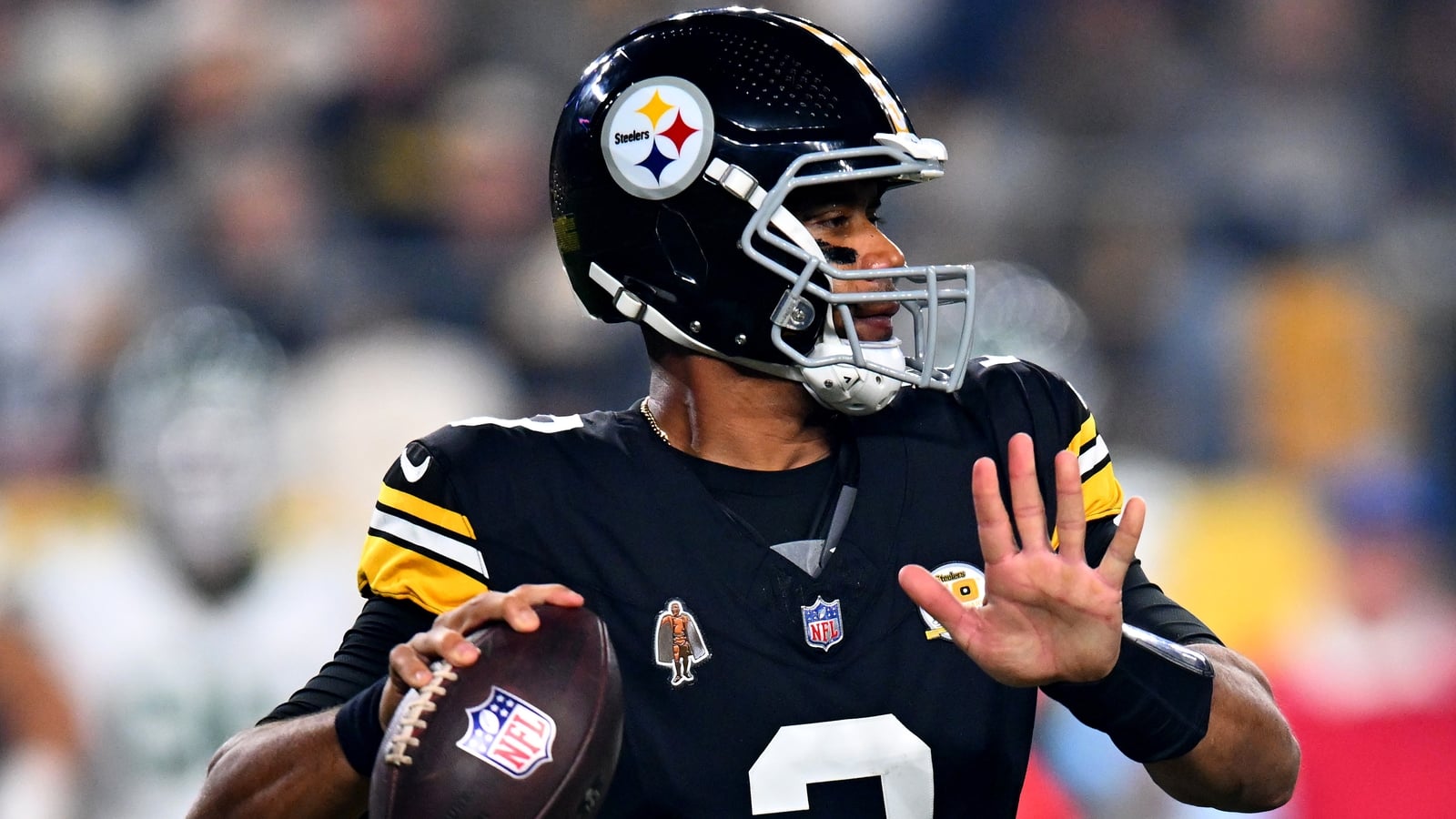 NFL: Wilson stars on Steelers debut