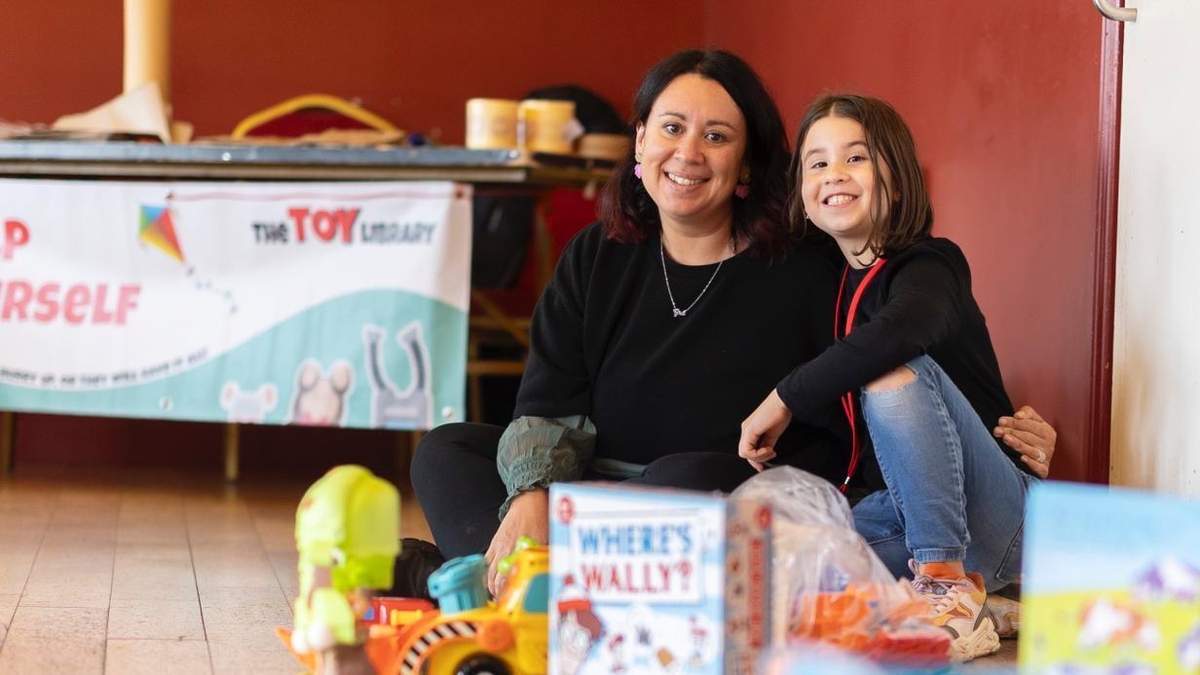 How Giorgia Anile is saving fun from landfill | Oliver Callan - RTÉ Radio 1