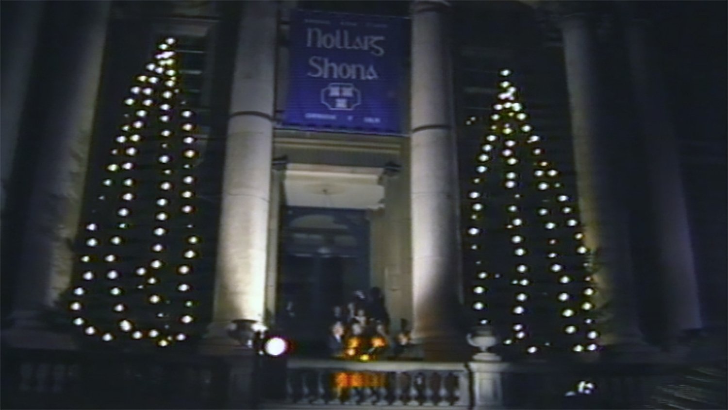 RTÉ Archives | Celebrations | City Hall Christmas Lights