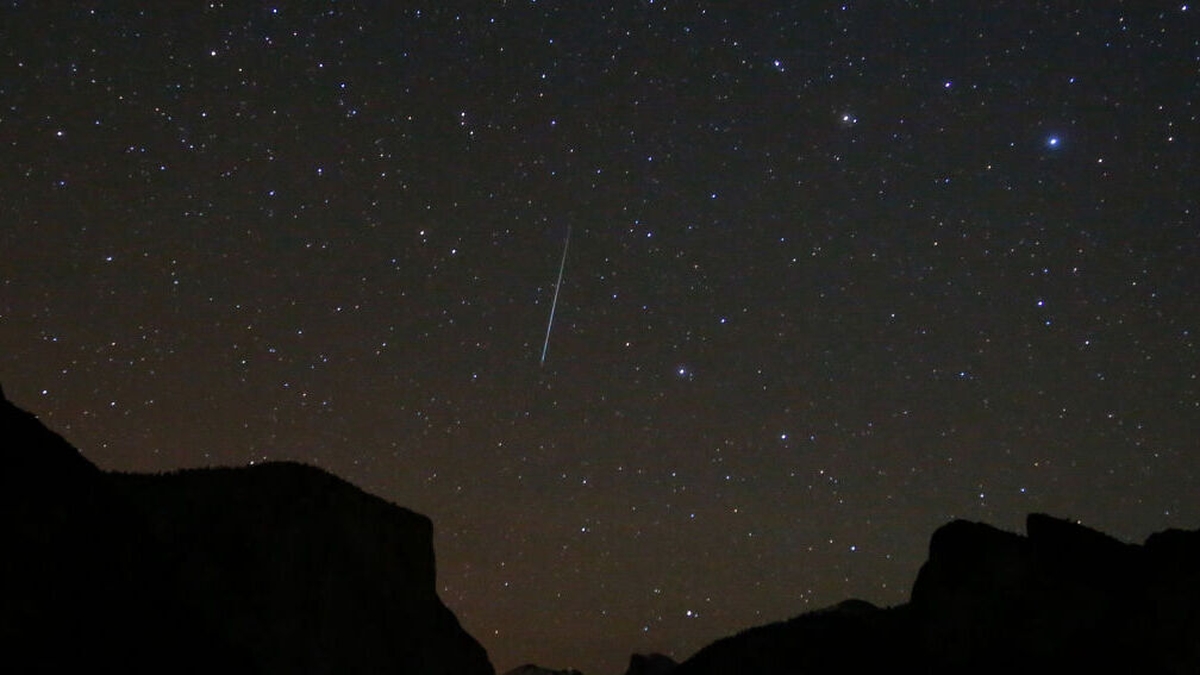 'Best' meteor shower of the year set to light up Irish skies | News At ...
