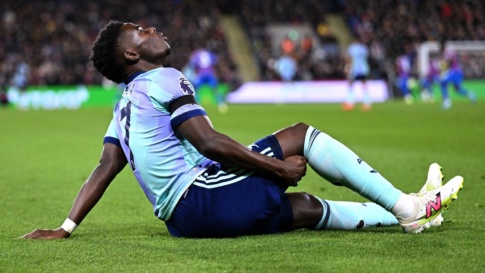 Arteta 'very worried' about Saka hamstring injury