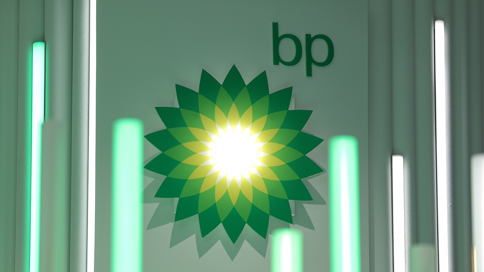 BP shares up on prospect Elliott stake will drive change