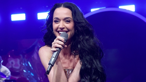 Katy Perry to take off on Bezos' Blue Origin rocket