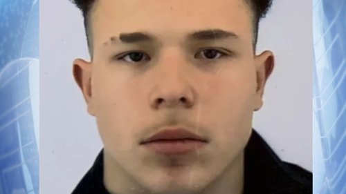 An dara fear cúisithe in ionsaí a dhéanamh ar Quham Babatunde