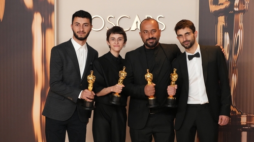 Oscar winners call for lasting Middle East peace