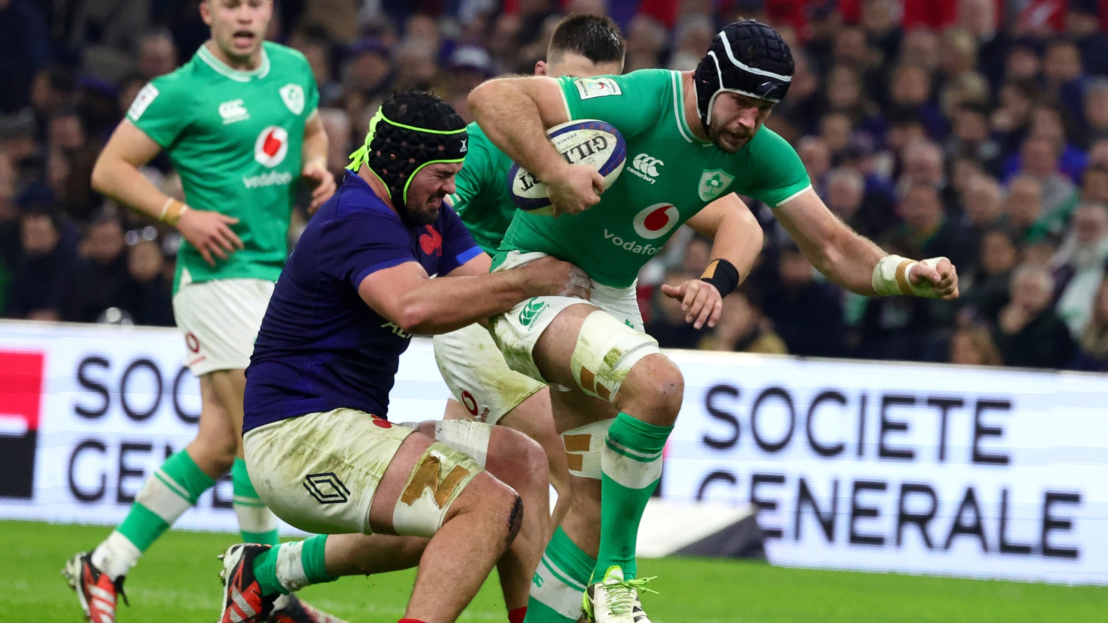 Hansen gortaithe ach Doris togha do chomhrac Les Bleus