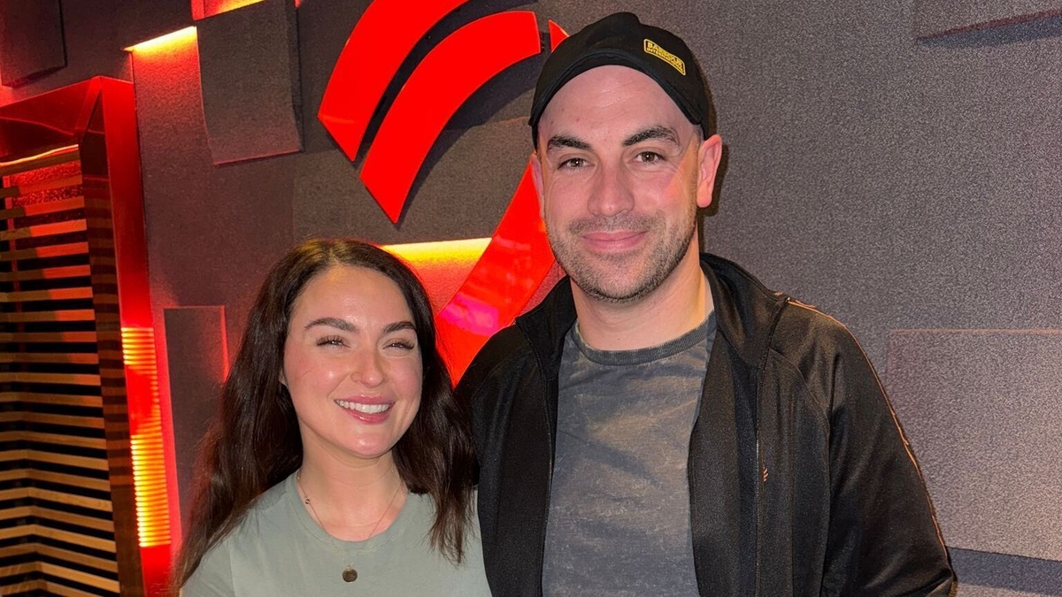 Shane Dawson - Ageing Footballers | 2FM Morning with Laura Fox - RTÉ 2FM