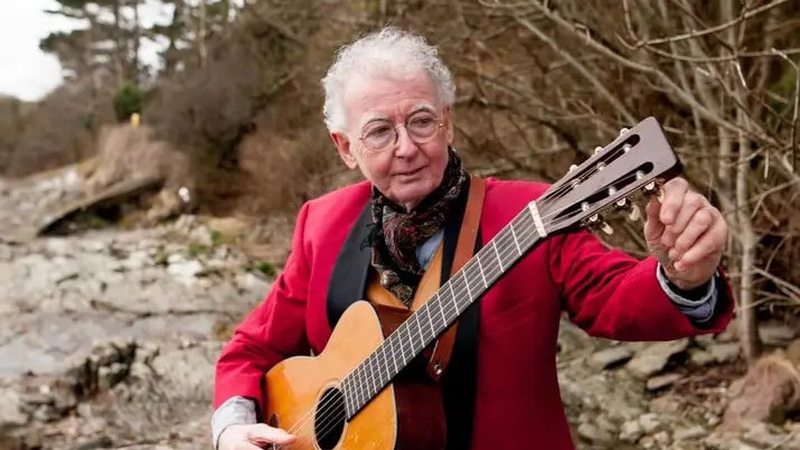 Behind the music - Jimmy Crowley