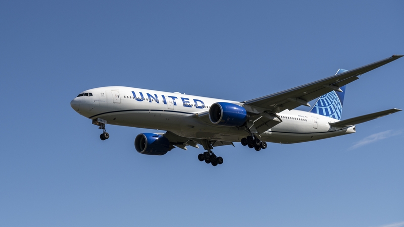 Flight makes U-turn to US after pilot forgets passport