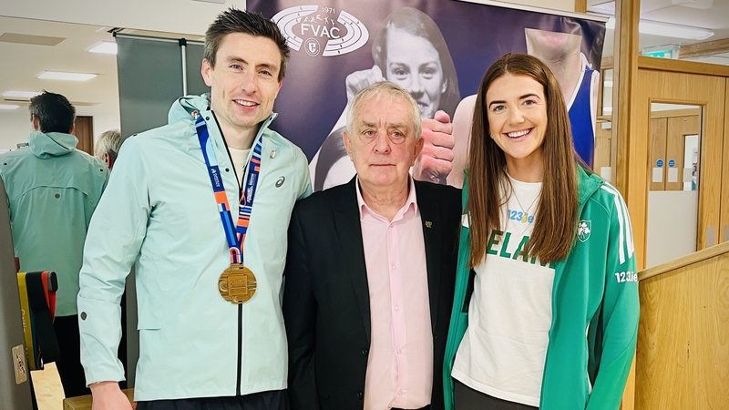 Heroes' welcome for English and Crossan in Co Donegal