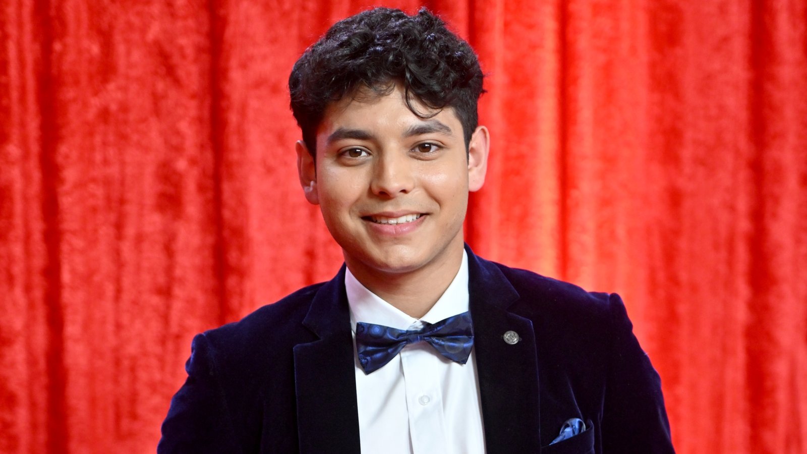 Coronation Street star Adam Hussain announces exit